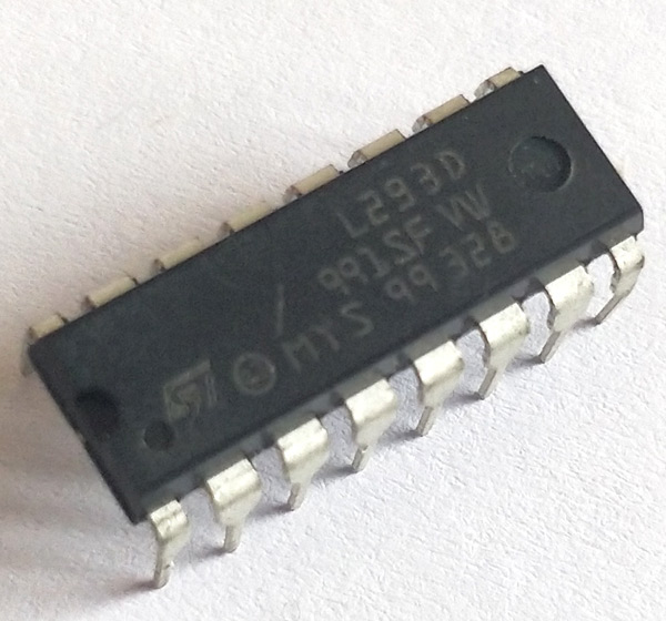 l293d motor driver ic